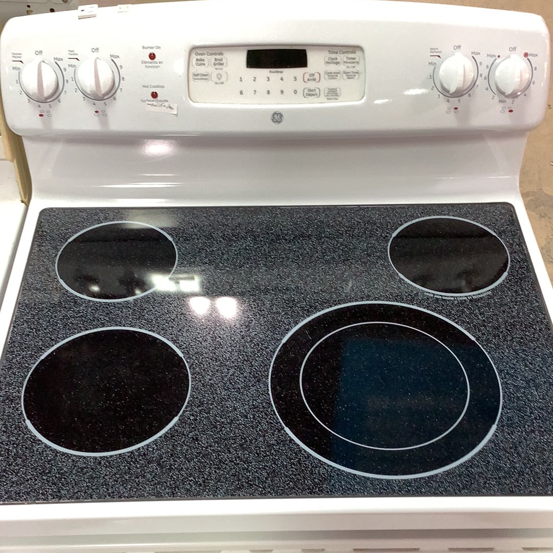 GE Glass Top Range – Habitat for Humanity Greater Ottawa ReStore