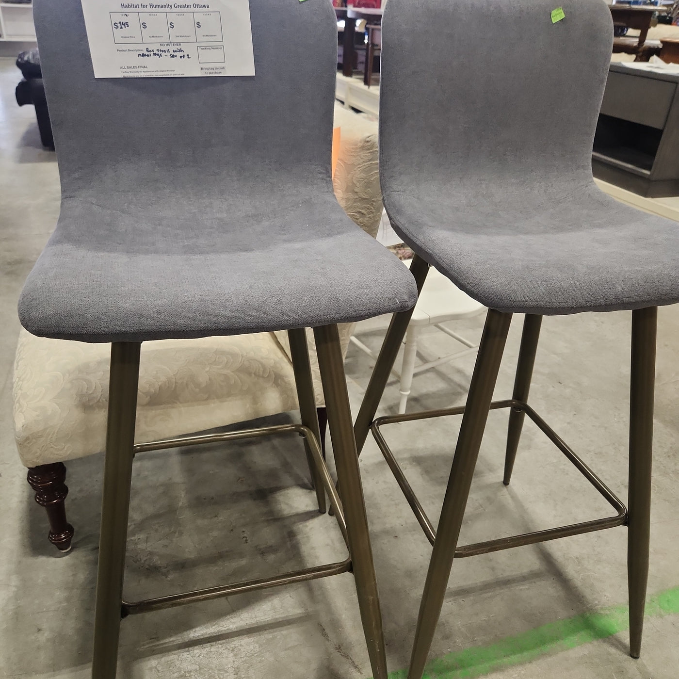 Bar stools – Habitat for Humanity Greater Ottawa ReStore