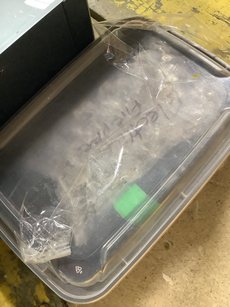 White Glass Fireplace Insert – Habitat for Humanity Greater Ottawa ReStore