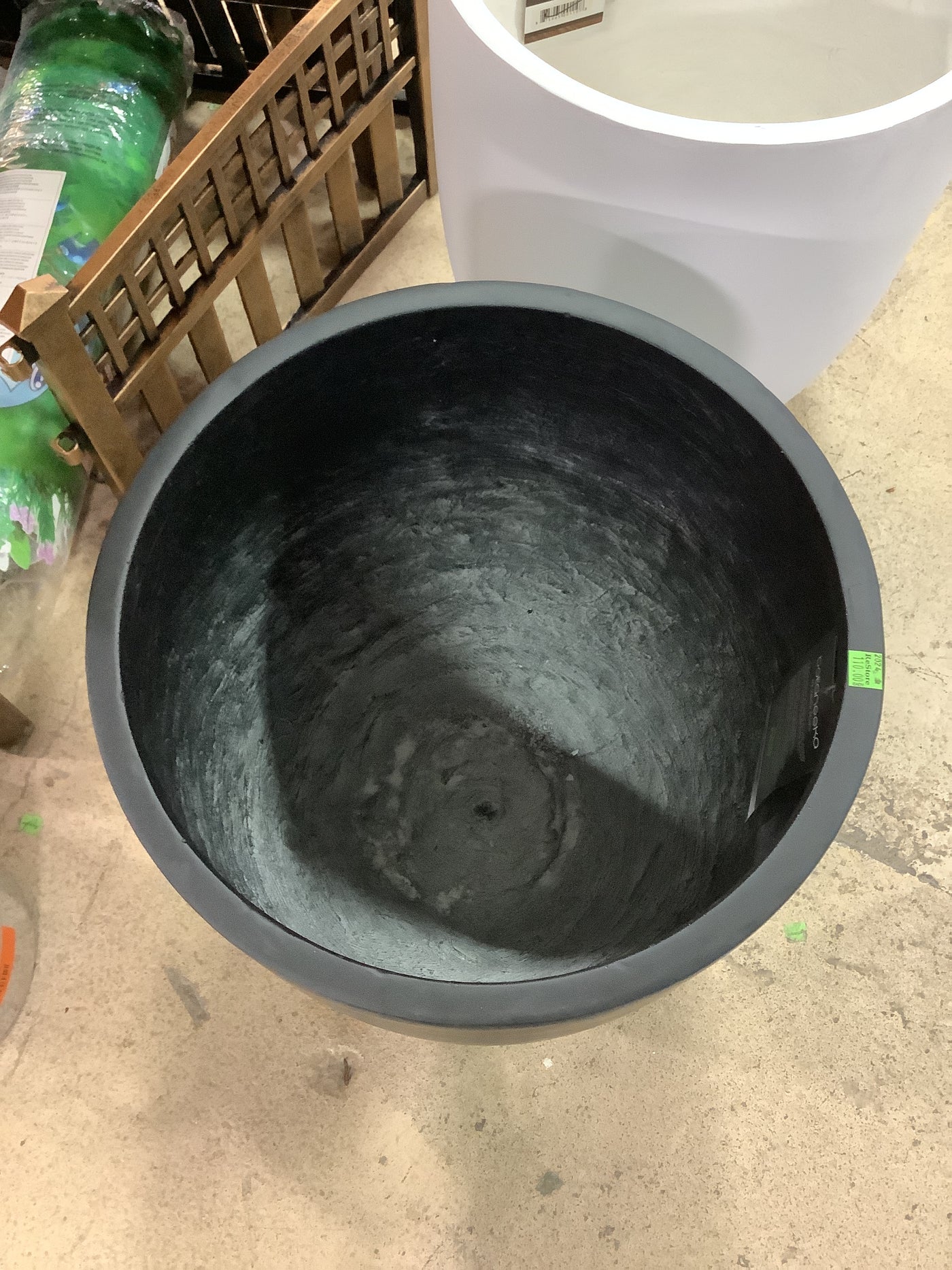 Vanilla Studio Indoor Planter – Habitat for Humanity Greater Ottawa ReStore