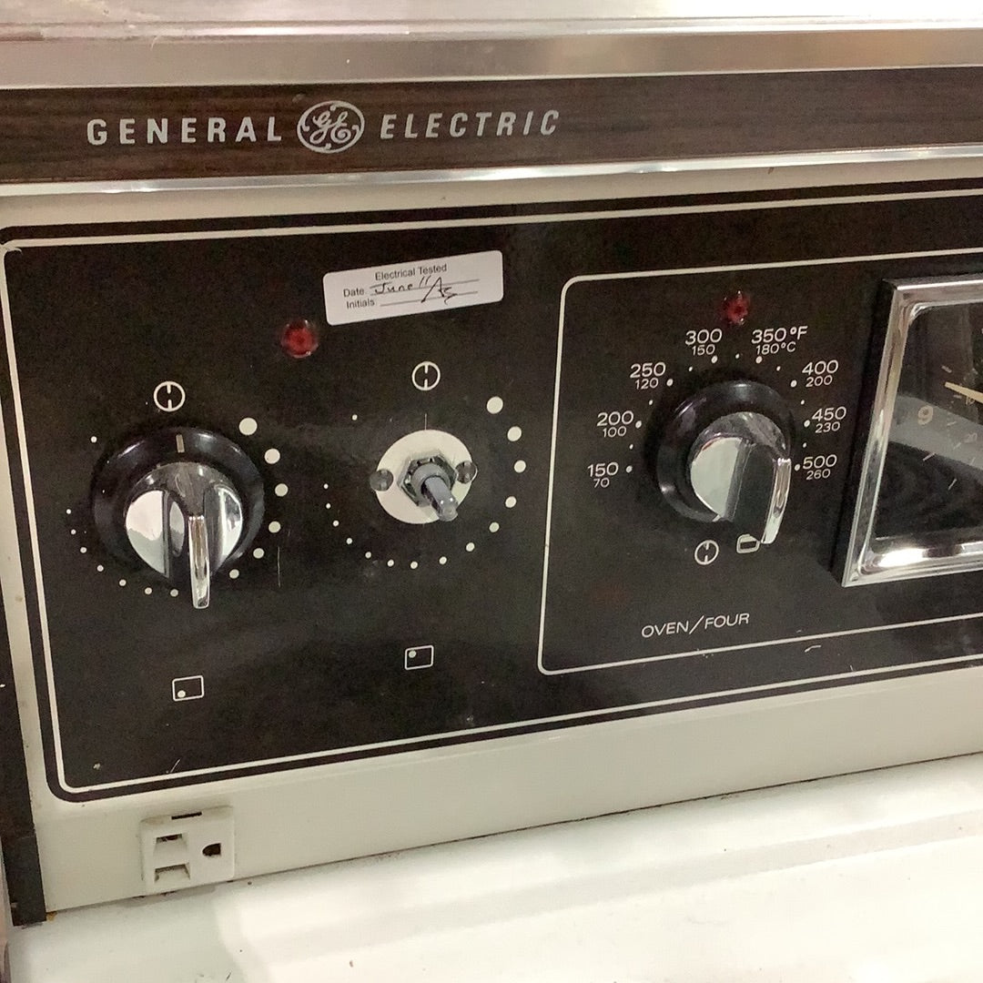 Retro GE Range – Habitat for Humanity Greater Ottawa ReStore