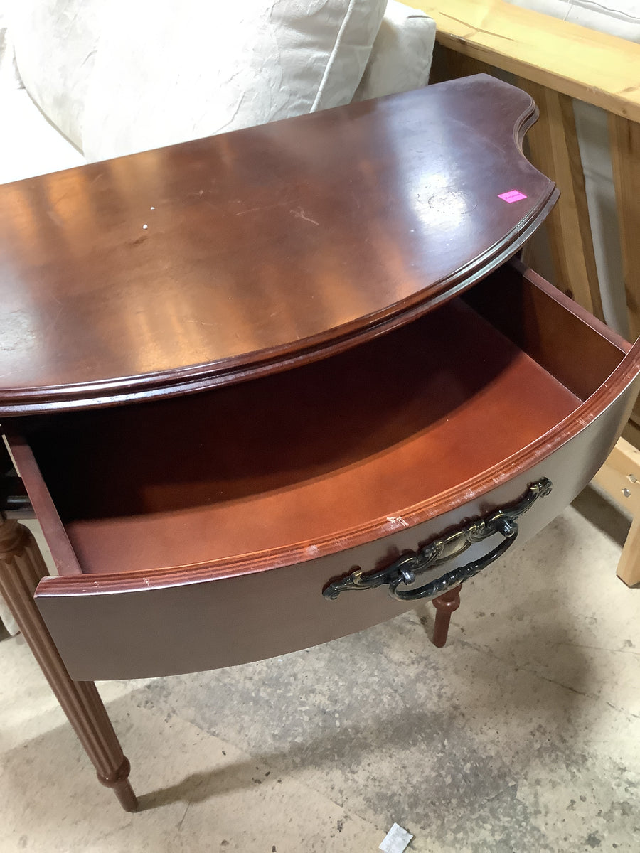 Traditional Red Entry Table – Habitat for Humanity Greater Ottawa ReStore