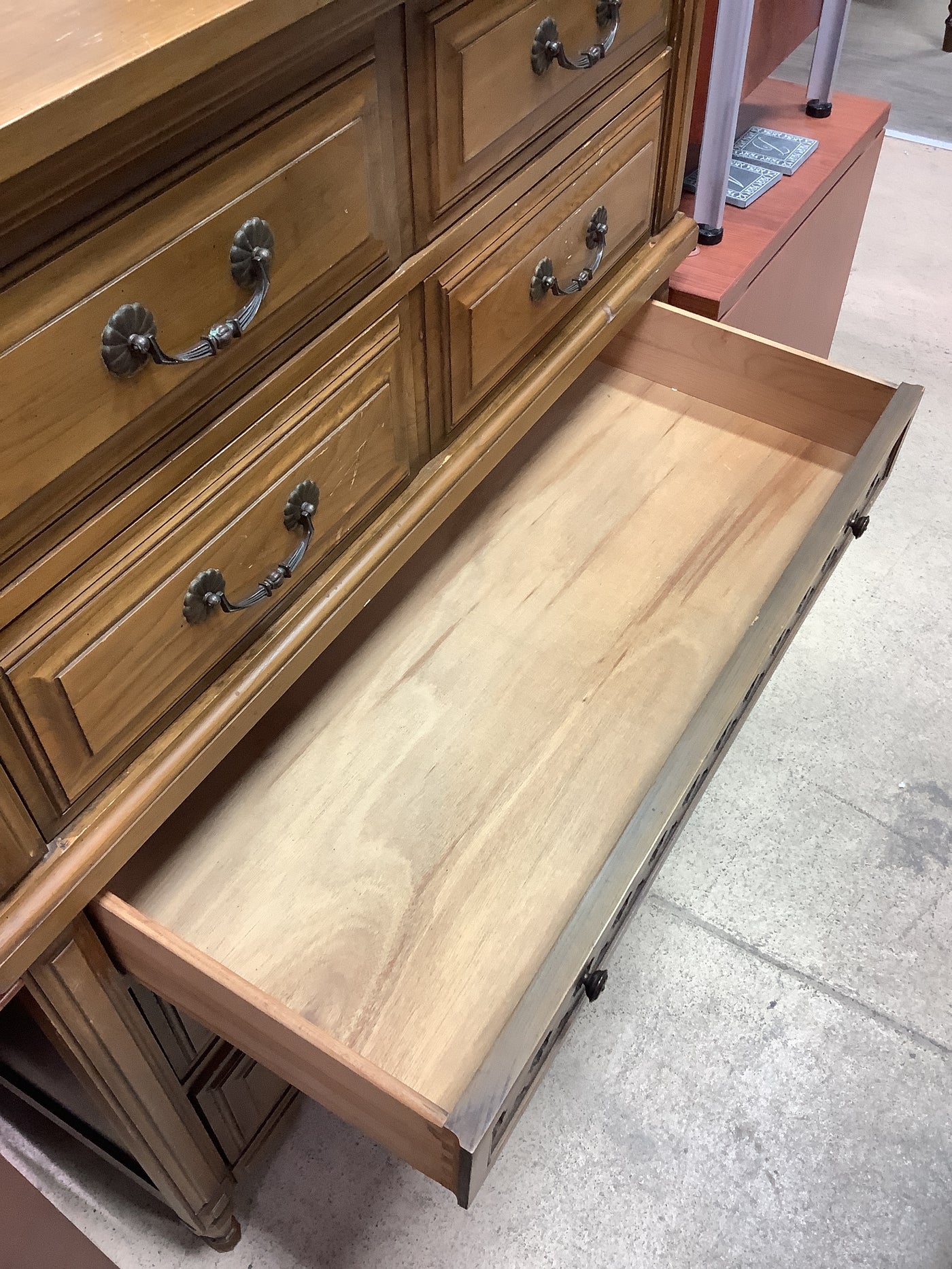 Tall Traditional Chest of Drawers – Habitat for Humanity Greater Ottawa ...