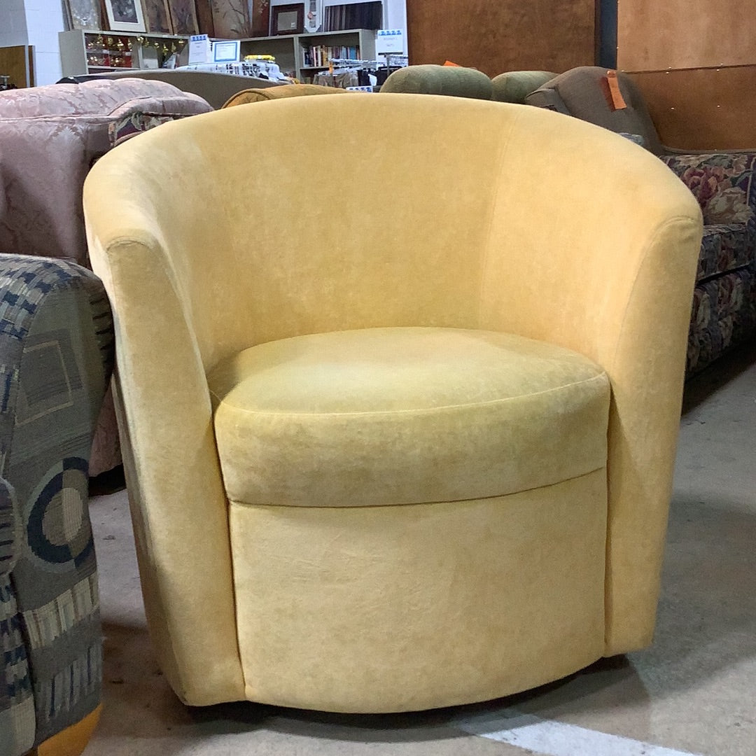 Rotating Yellow Tub Chair – Habitat for Humanity Greater Ottawa ReStore
