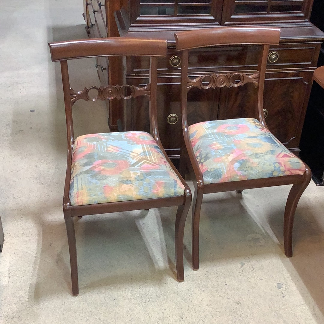 Retro Claw Foot Dining Set – Habitat for Humanity Greater Ottawa ReStore
