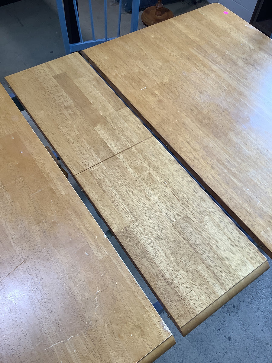 Hamilton & Spill Dining Table – Habitat for Humanity Greater Ottawa ReStore