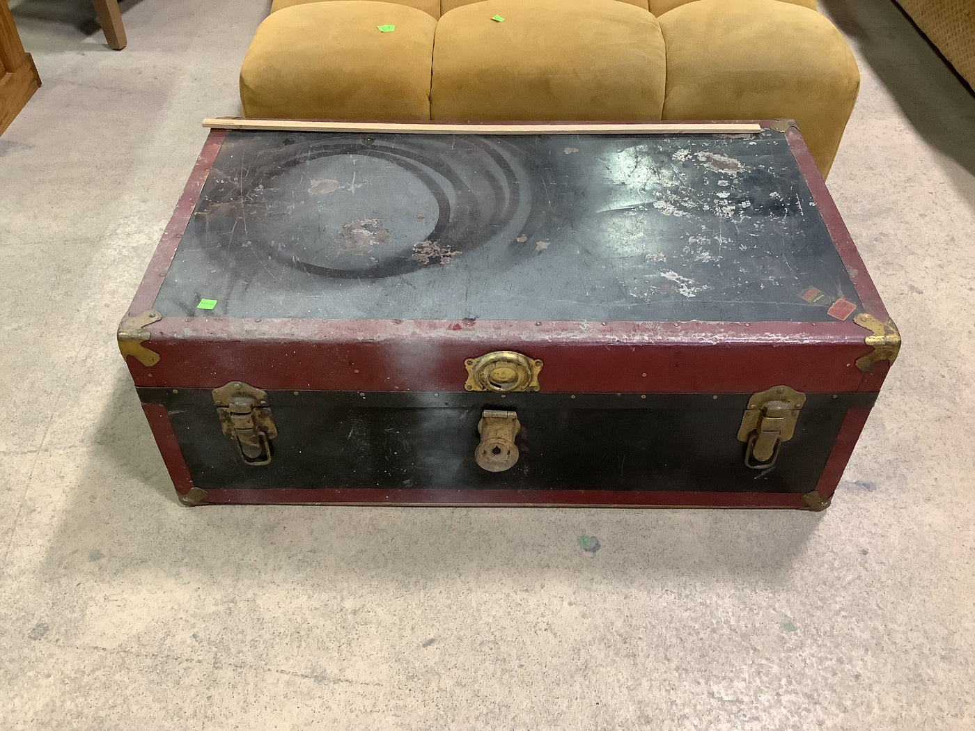 Vintage Storage Chest – Habitat for Humanity Greater Ottawa ReStore