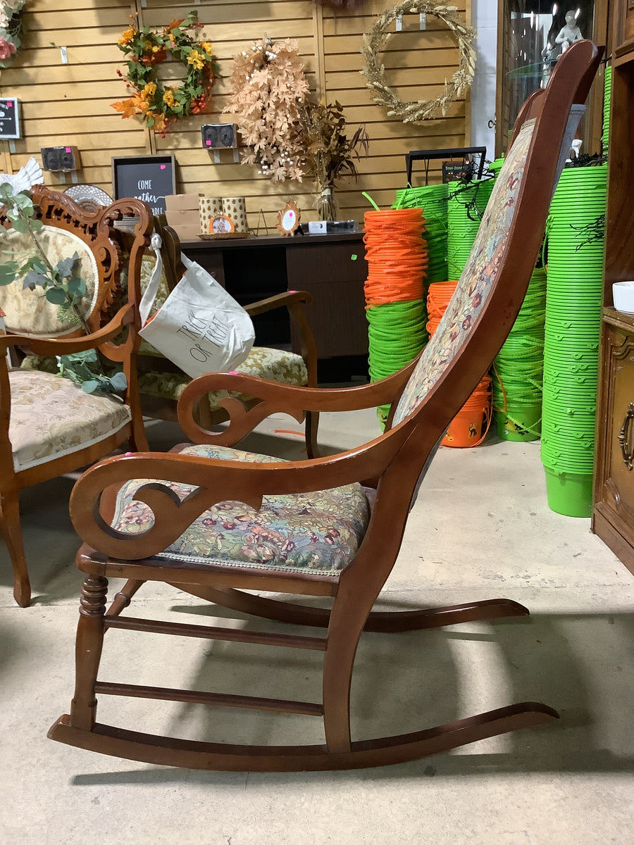Fantasy Rocking Chair – Habitat for Humanity Greater Ottawa ReStore