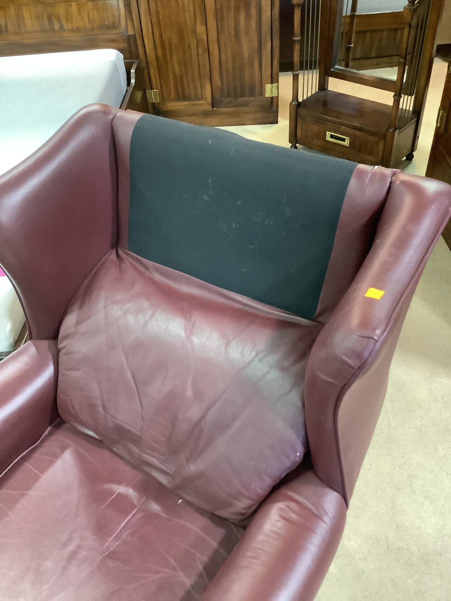 Maroon Leather Armchair – Habitat for Humanity Greater Ottawa ReStore