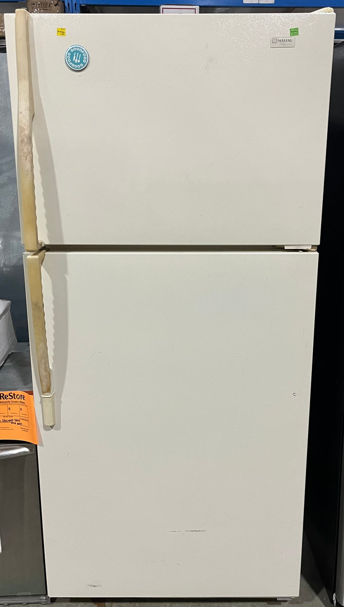 Beige Fridge w/ Freezer – Habitat for Humanity Greater Ottawa ReStore