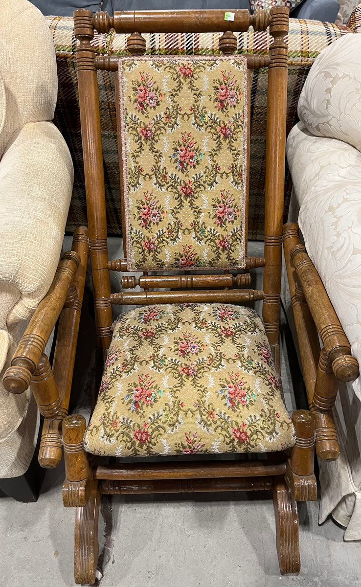 Antique Rocking Chair – Habitat for Humanity Greater Ottawa ReStore