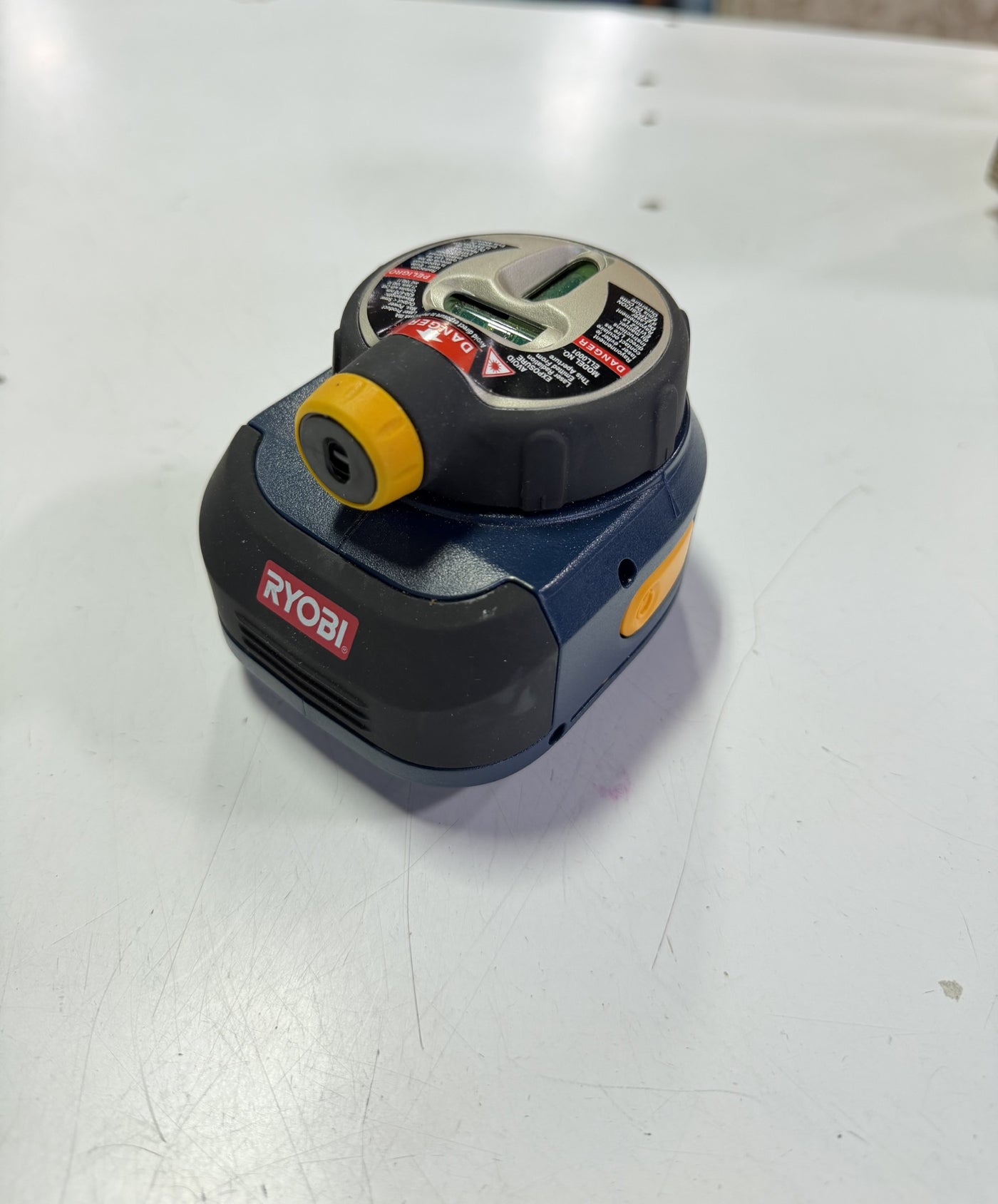 Ryobi AirGrip Compact Laser Level - Model ELL0001 – Habitat for ...