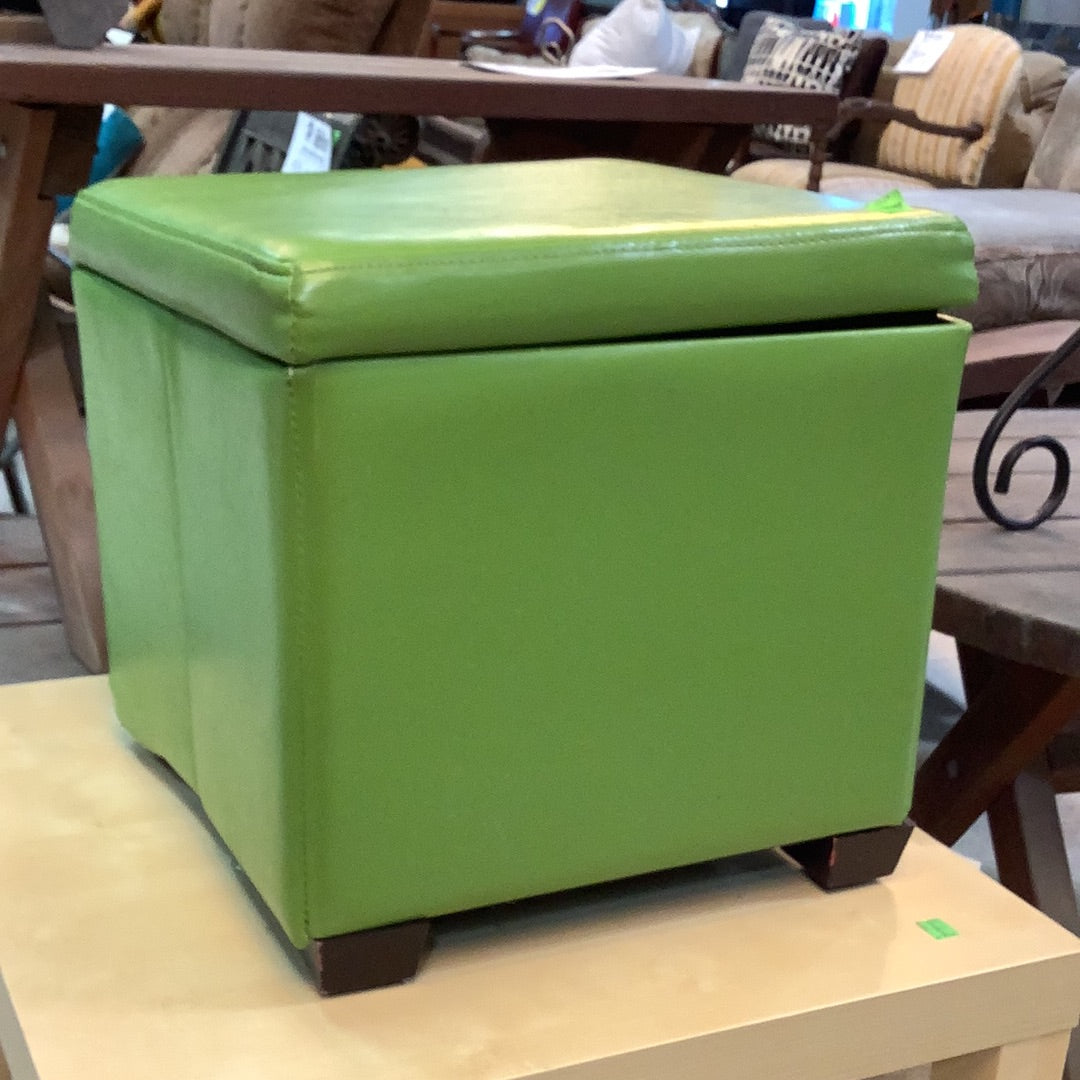 Bouclair Foot Rest – Habitat for Humanity Greater Ottawa ReStore