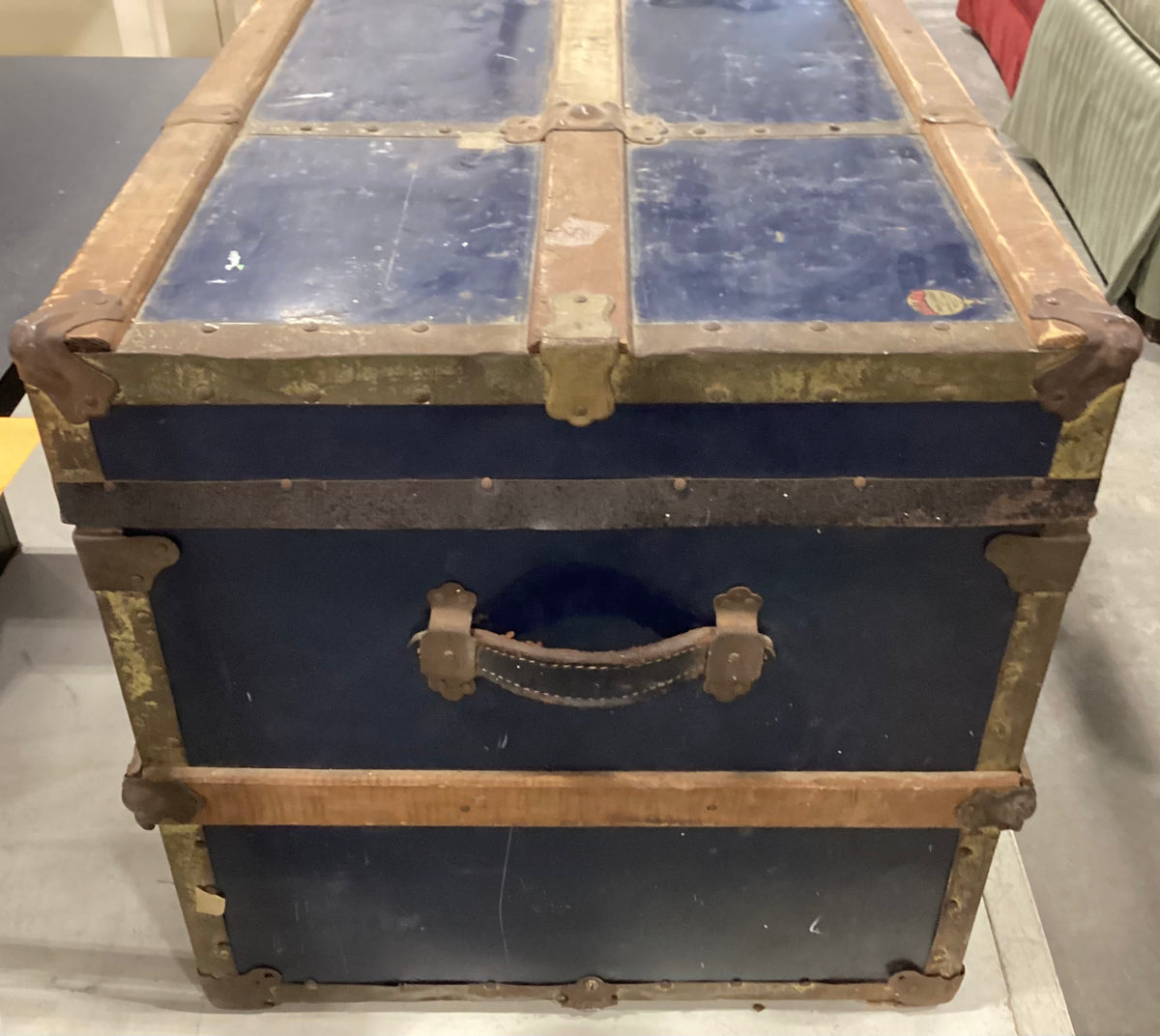 Blue Steamer Trunk – Habitat for Humanity Greater Ottawa ReStore