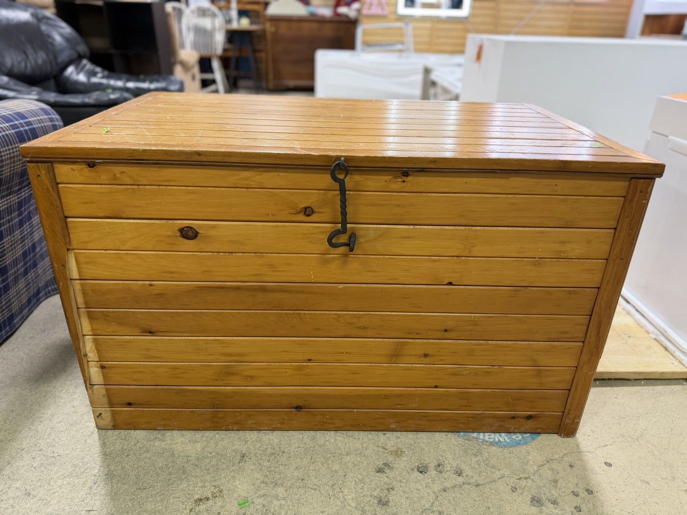 Solid Wood Cedar Storage Chest – Habitat for Humanity Greater Ottawa ...