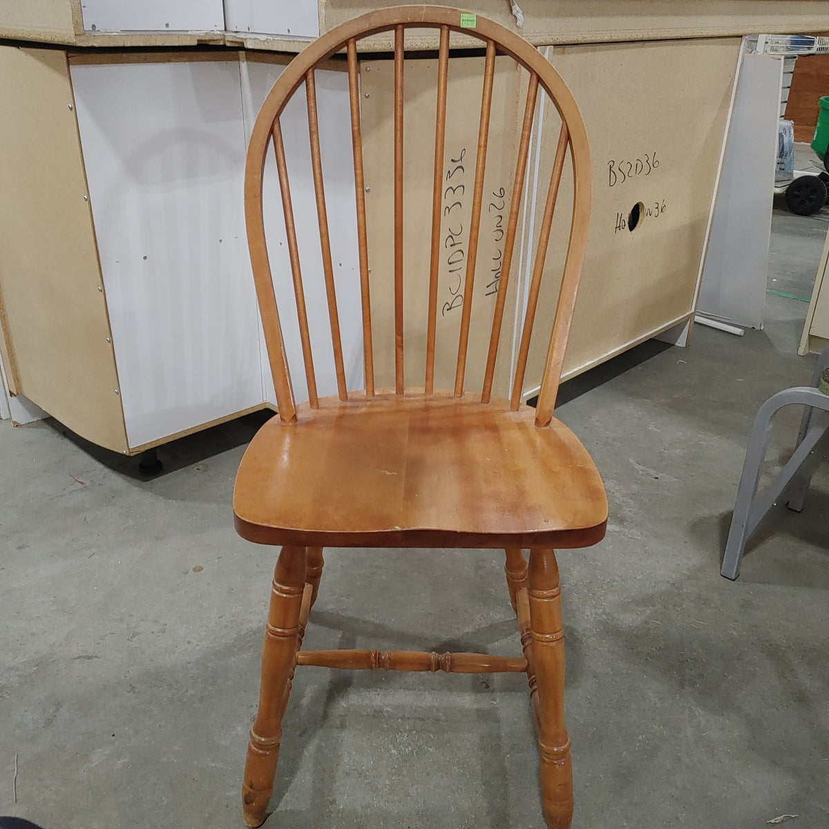 Traditonal Chair – Habitat for Humanity Greater Ottawa ReStore