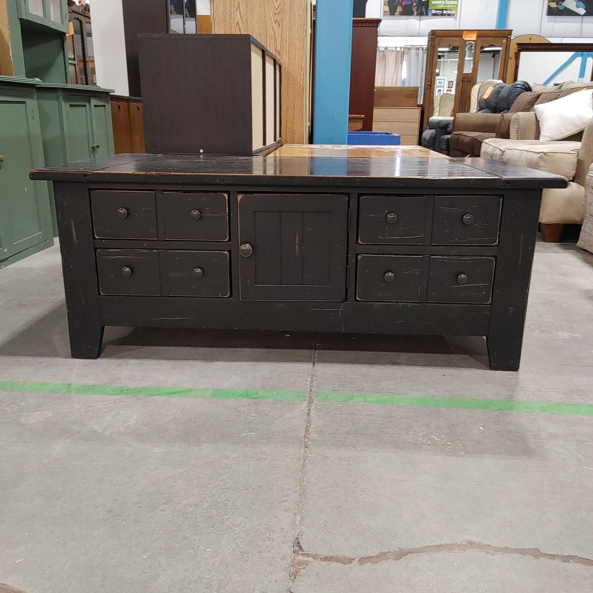 Broyhill Attic Heirlooms Coffee Table – Habitat for Humanity Greater ...