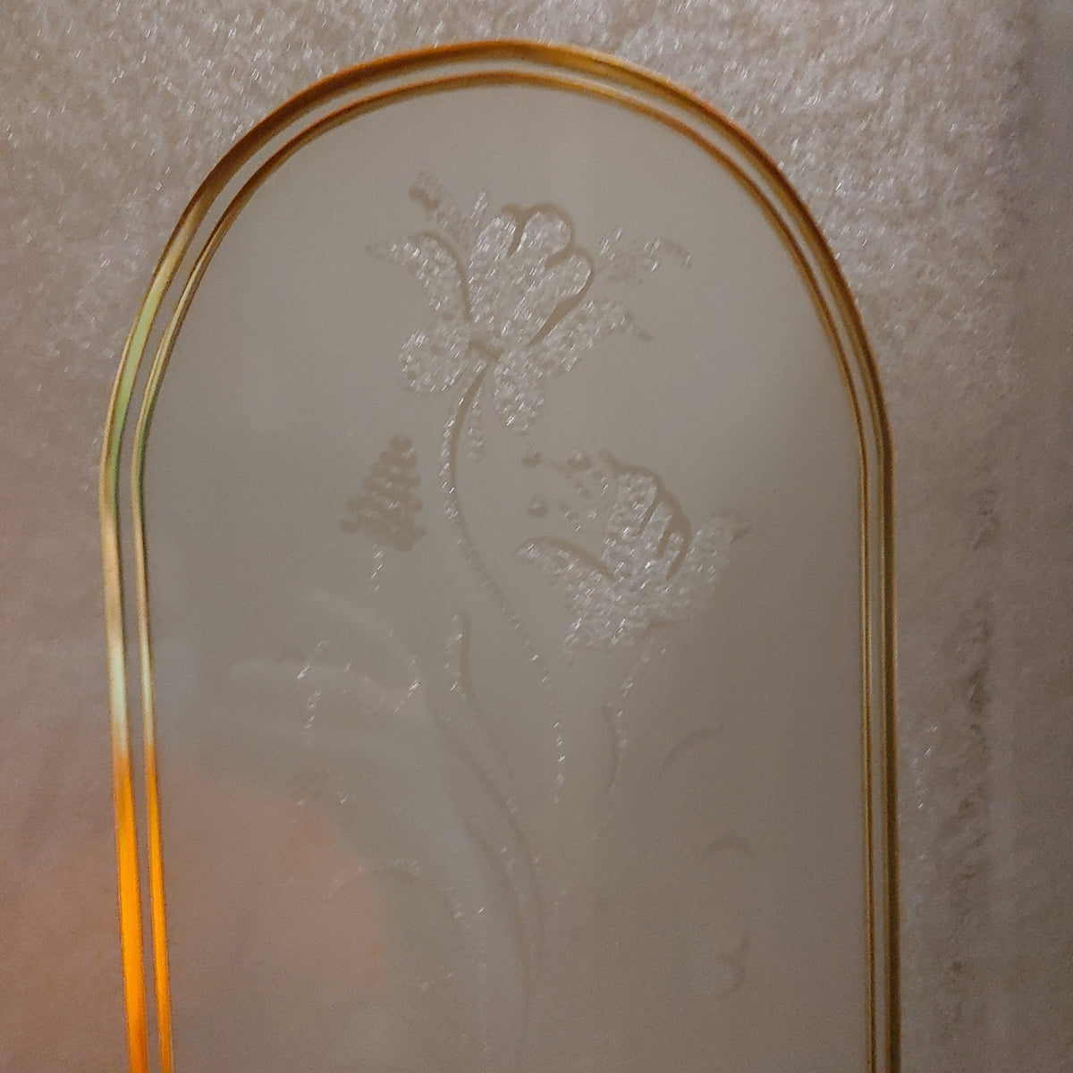 Frosted Glass Inlay bifold Doors – Habitat for Humanity Greater Ottawa ...