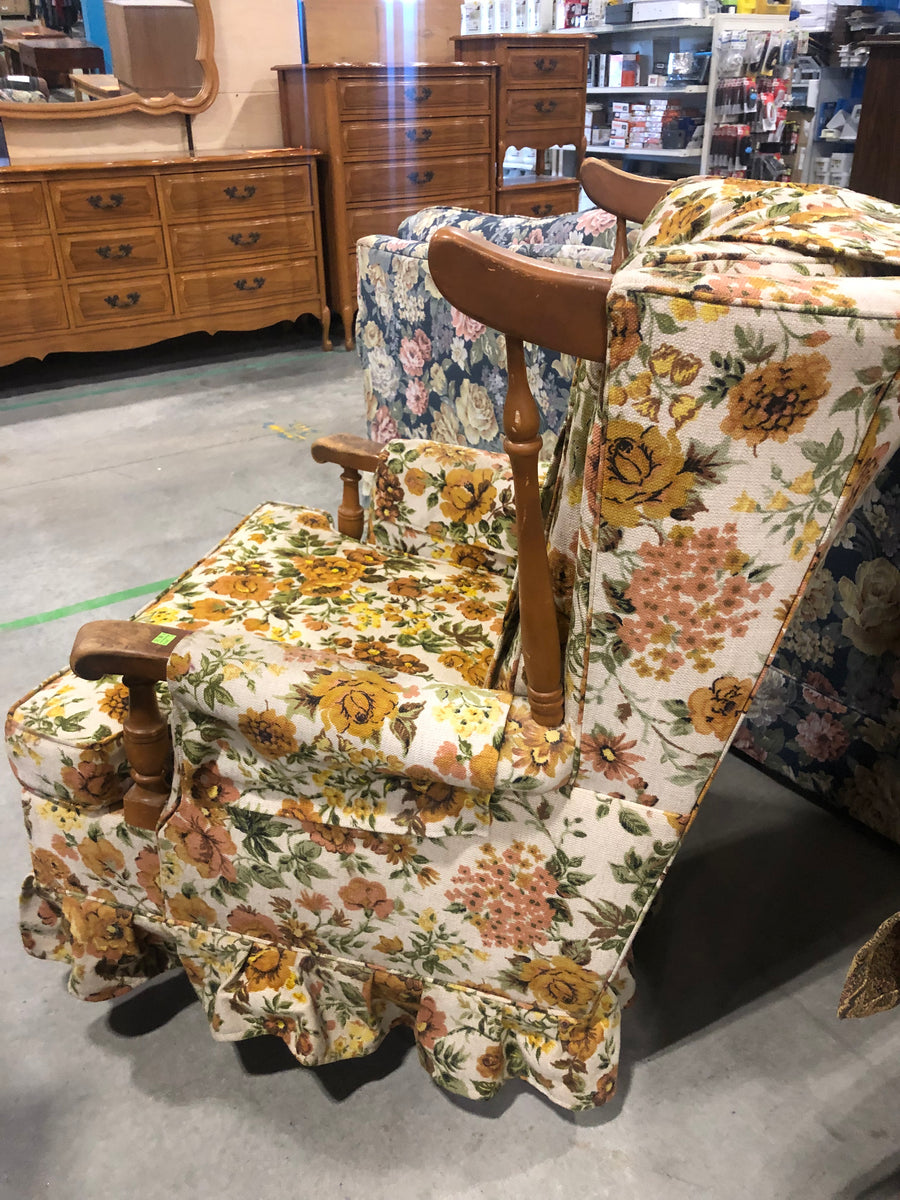Orange Floral Rocking Chair – Habitat for Humanity Greater Ottawa ReStore