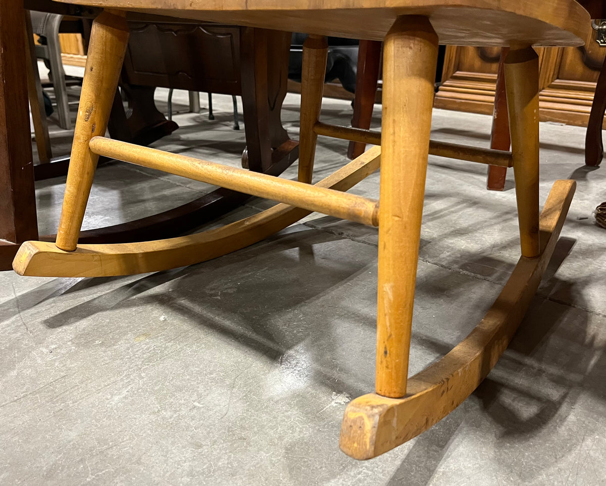 Simple Wooden Rocking Chair – Habitat for Humanity Greater Ottawa ReStore